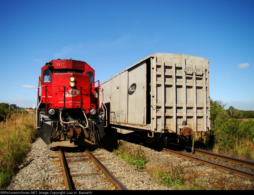 SD40-2 9477